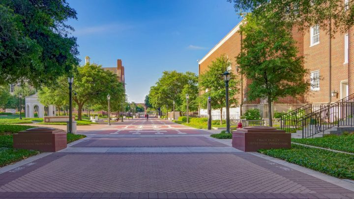 Southern Methodist University Campus | Commercial Landscaping
