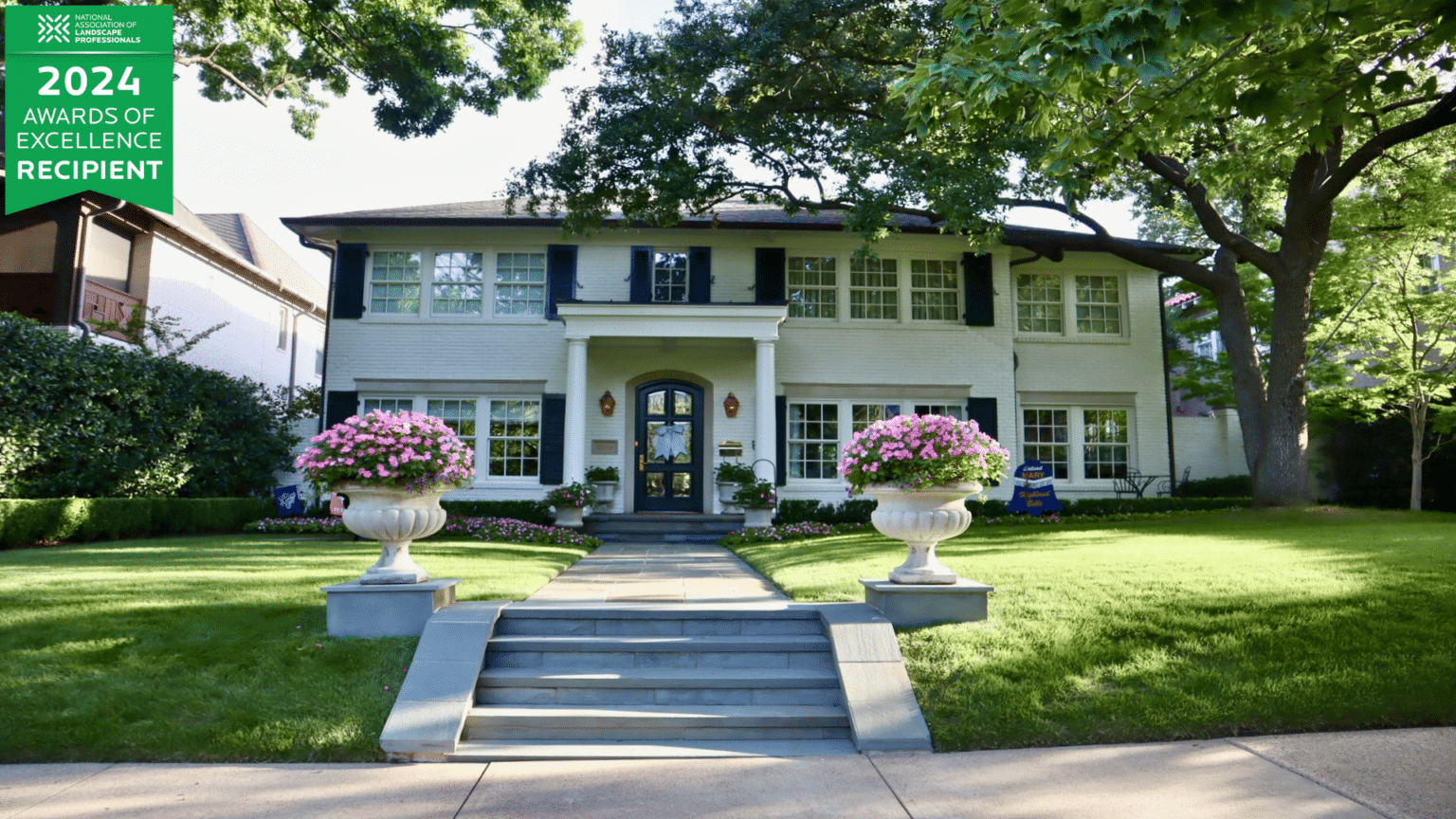 Southern Botanical Receives National Award for Residential Landscape